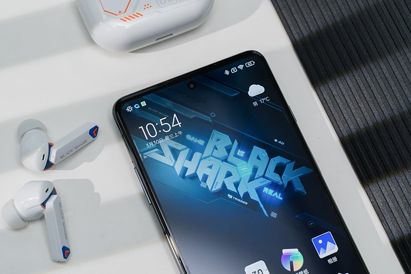 Đây là Black Shark 5, Shark 5RS và Shark 5 Pro: Độ sáng 16000 nít mù ...