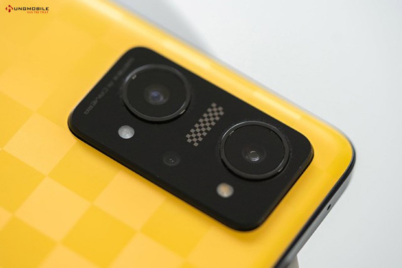 Review Realme Q5 Pro: Công nghệ này, bán giá rẻ thế này thì Xiaomi ai mua