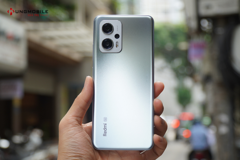 So sánh Redmi Note 12 Pro và Redmi Note 11T Pro: Quá nhiều trang bị đắt giá