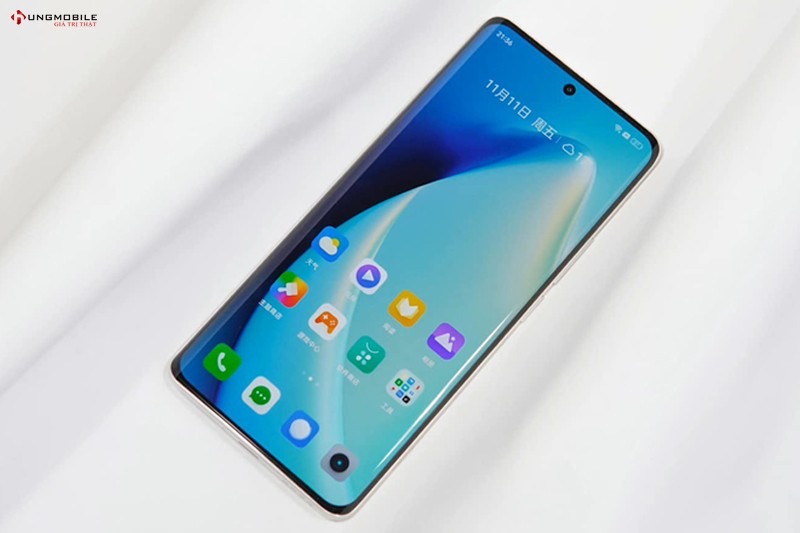Review Realme 10 Pro Plus: Màn AMOLED cong có đẹp như máy cao cấp?