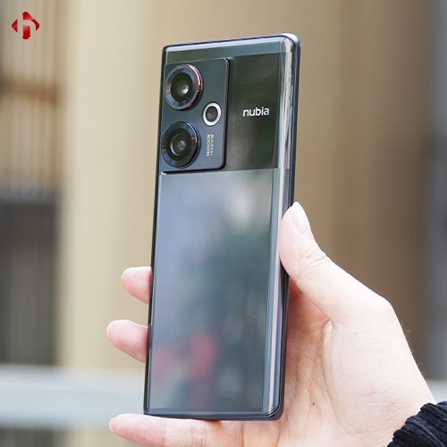 ZTA Nubia Z50 review: Xiaomi 13 không phải là Flagship NGON NHẤT