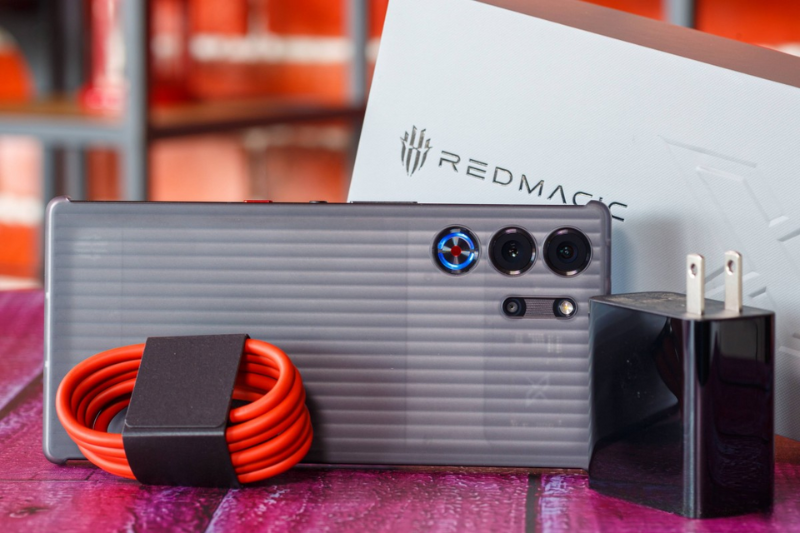 Mở Hộp Nubia Red Magic 10 Pro: Smartphone Gaming Đỉnh Cao