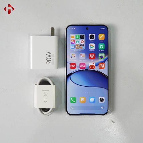 So sánh iQOO Z10 Turbo Pro và Redmi Turbo 4 Pro: Máy nào chơi game tốt hơn?