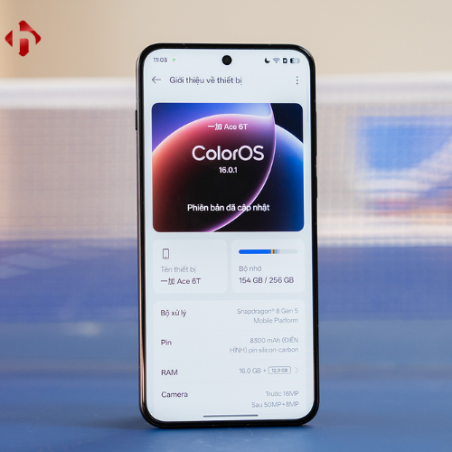 So sánh OnePlus Ace 6 vs Ace 6T: Màn hình sáng hơn hay chip mạnh hơn?